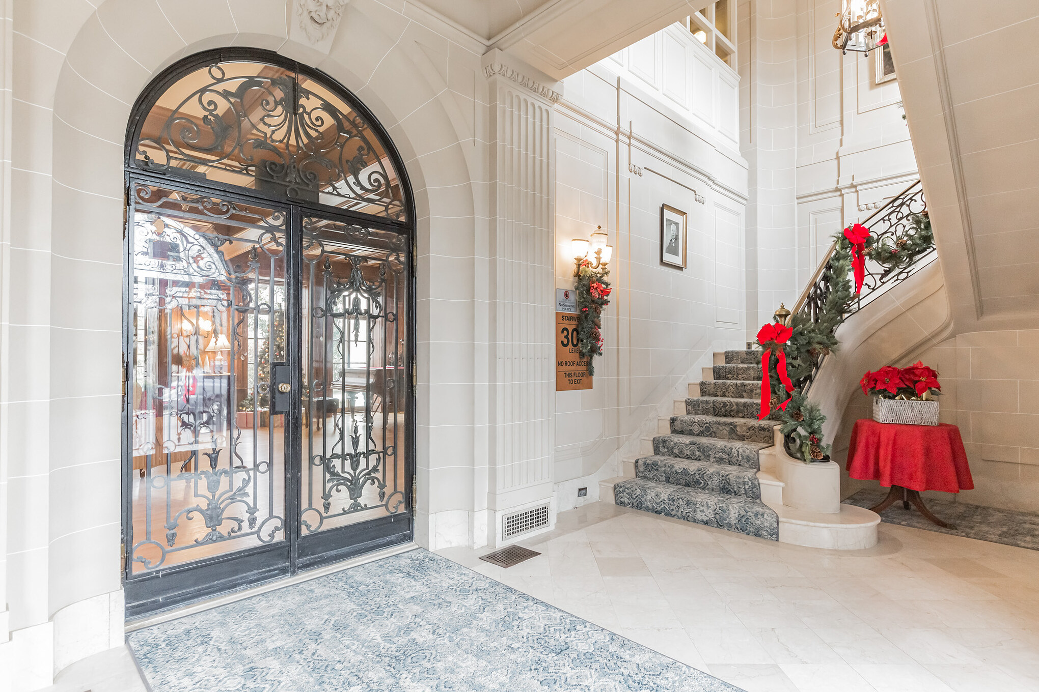 Explore The Mansion at Rosemont | A HumanGood Community