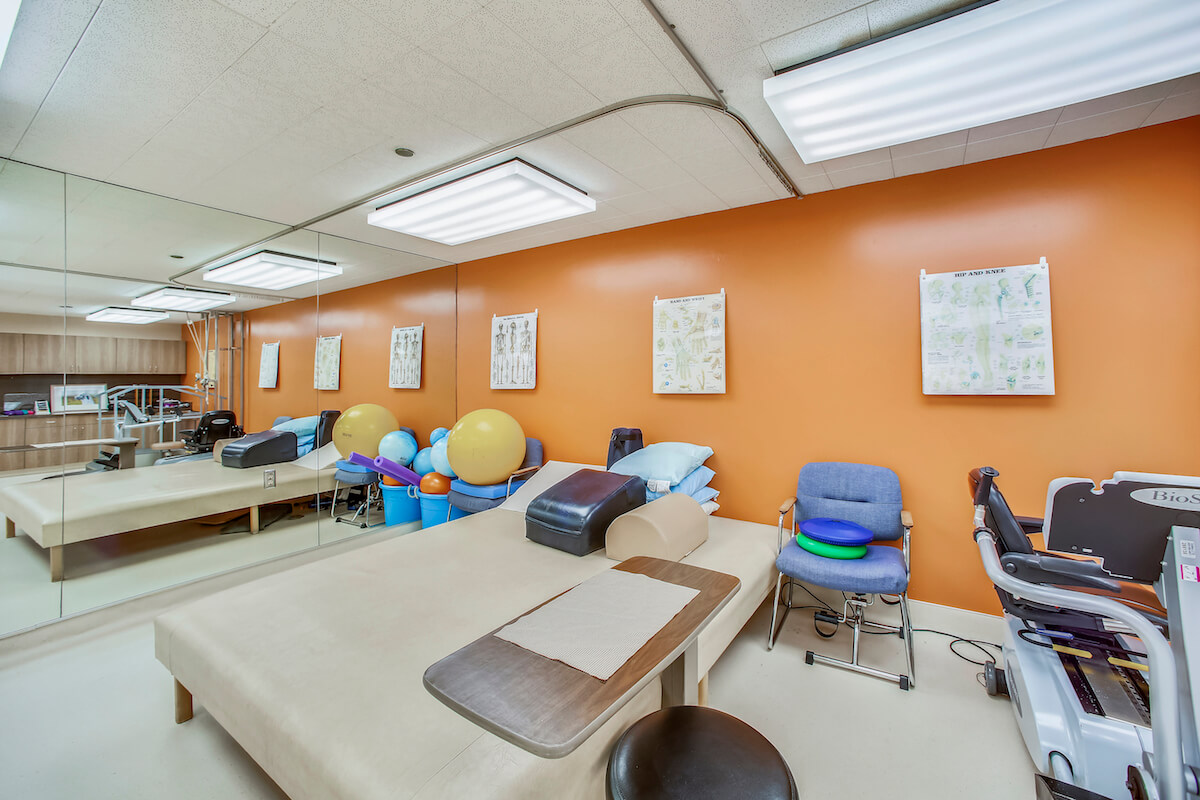 Post-Acute Care and Rehab in Irvine, CA | Regents Point